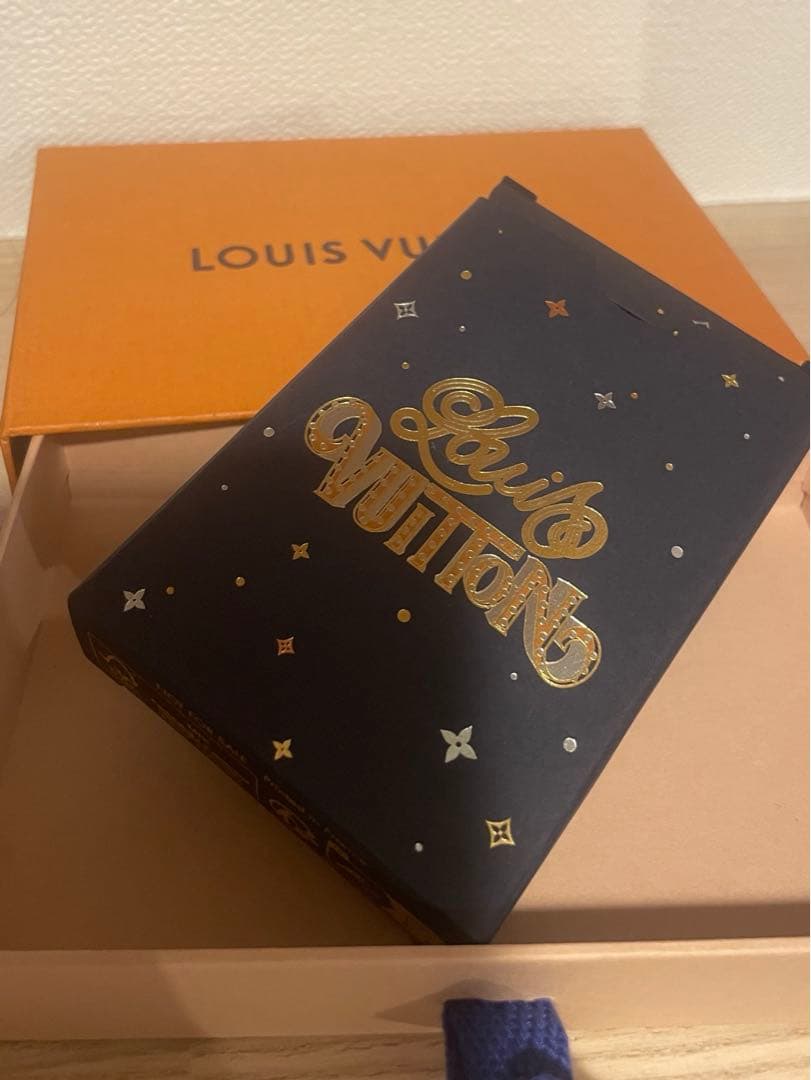 LOUIS VUITTON 　ルイヴィトン　トランプ　限定　箱付き