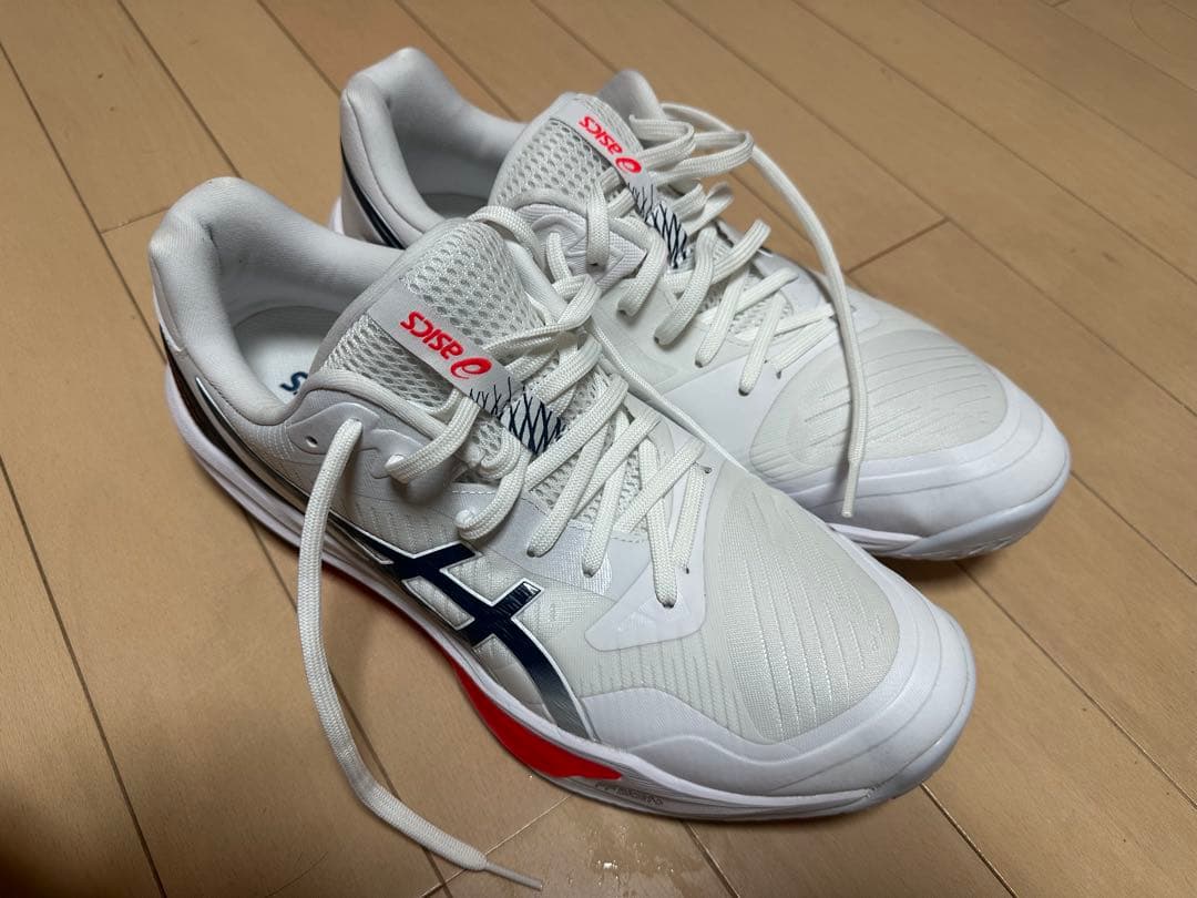 asics バレーボールシューズ ホワイト/ネイビー/レッド スカイエリート