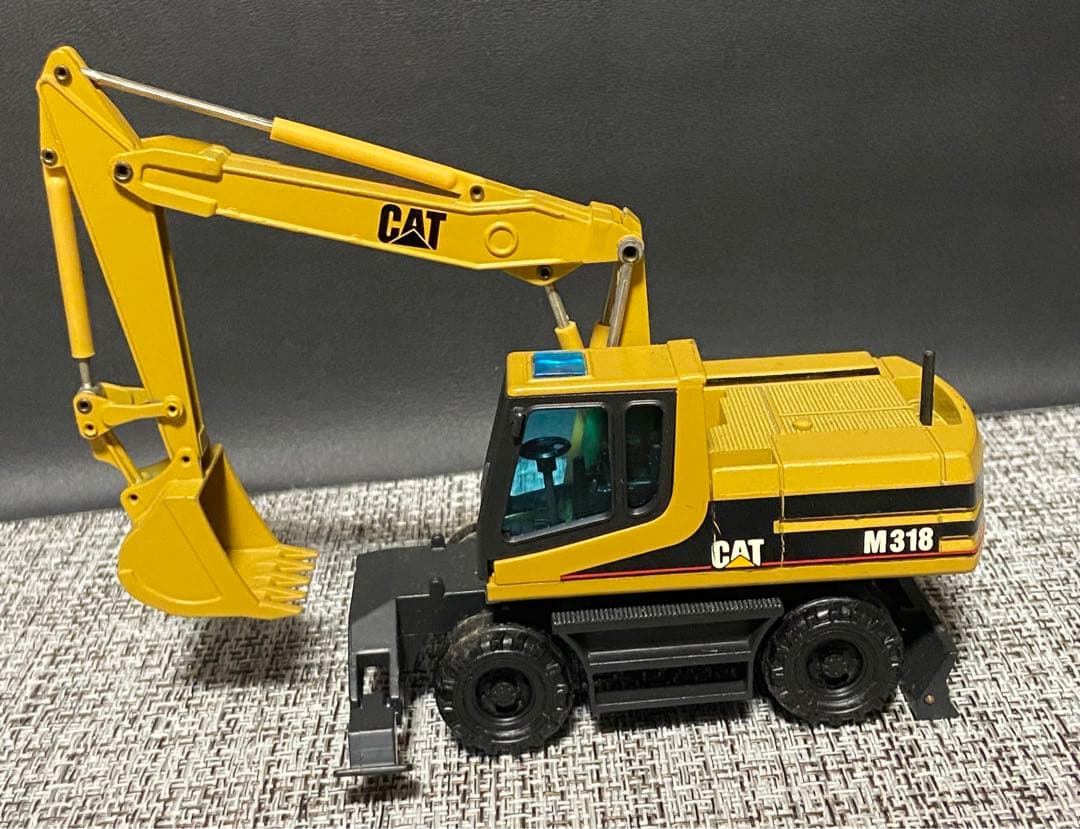 【レトロ】CAT M318 ホイール式油圧ショベル アタッチメント2 種付属