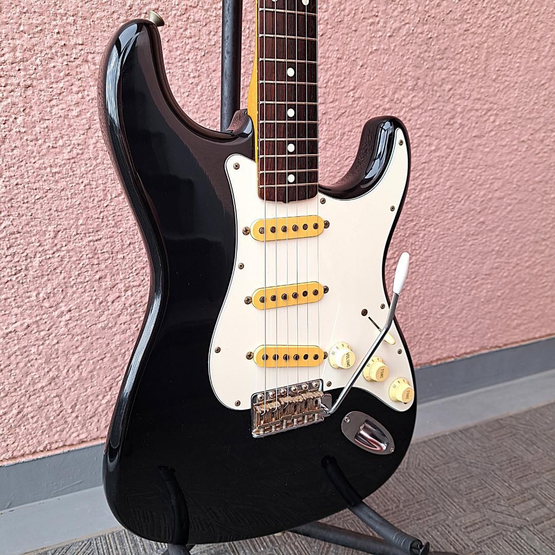 ■Fender Japan ST 62 Stratocaster Eシリアル