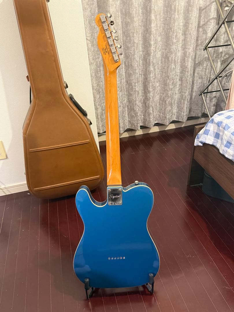 ギター Squier by Fender FSR Classic Vibe '60s