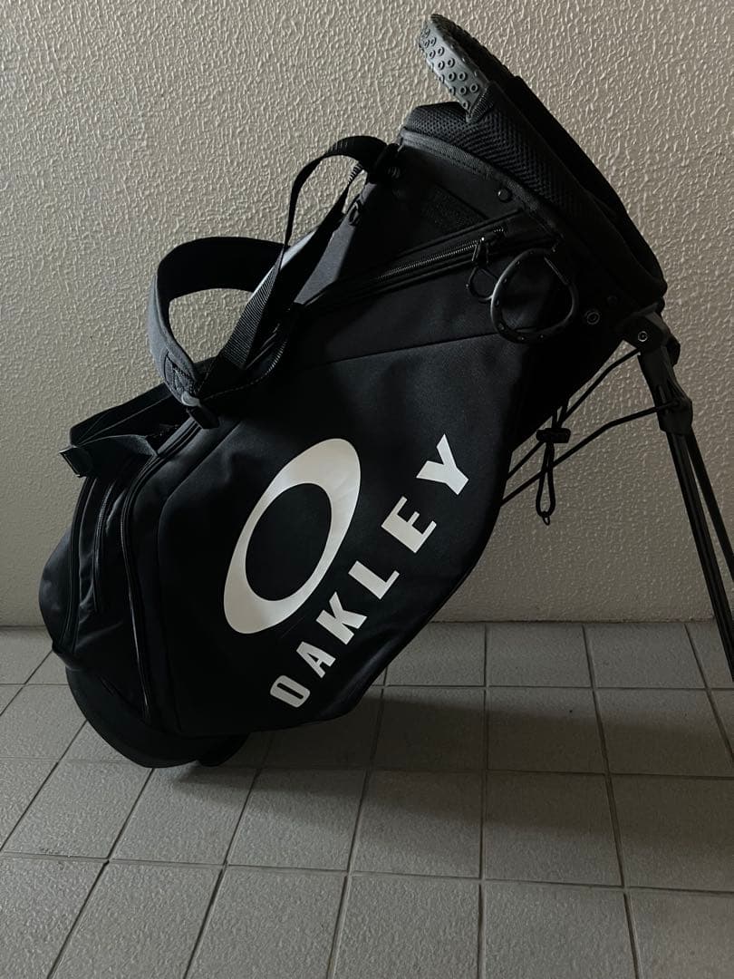 オークリー（OAKLEY）キャディバッグ OAKLEY STAND 17.0