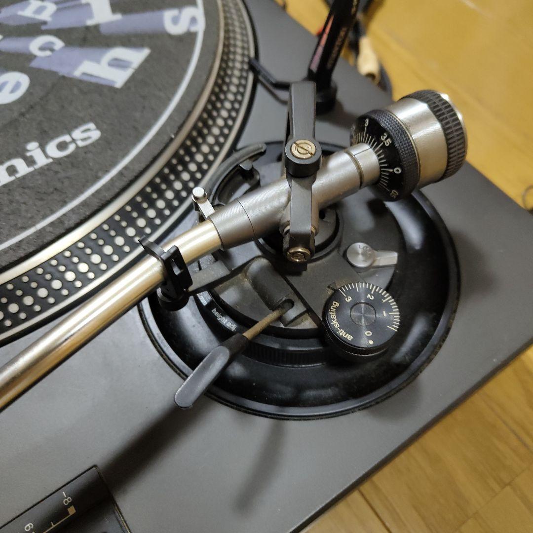 Technics SL-1200MK3D ターンテーブル　①