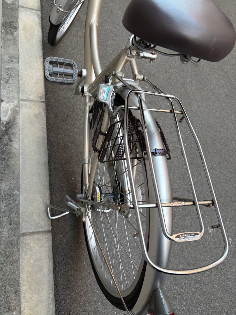 シティサイクル　アルミ自転車