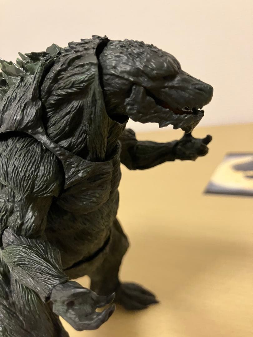 BANDAI S.H.MonsterArts ゴジラ (2017)