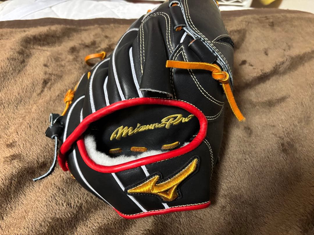 前田健太モデルMizuno Pro ブラック レザー　ピッチャー用　収納袋付き