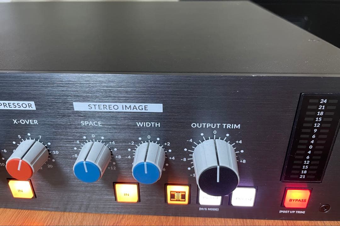 配信機器・PA機器・レコーディング機器 Solid State Logic Fusion SSL