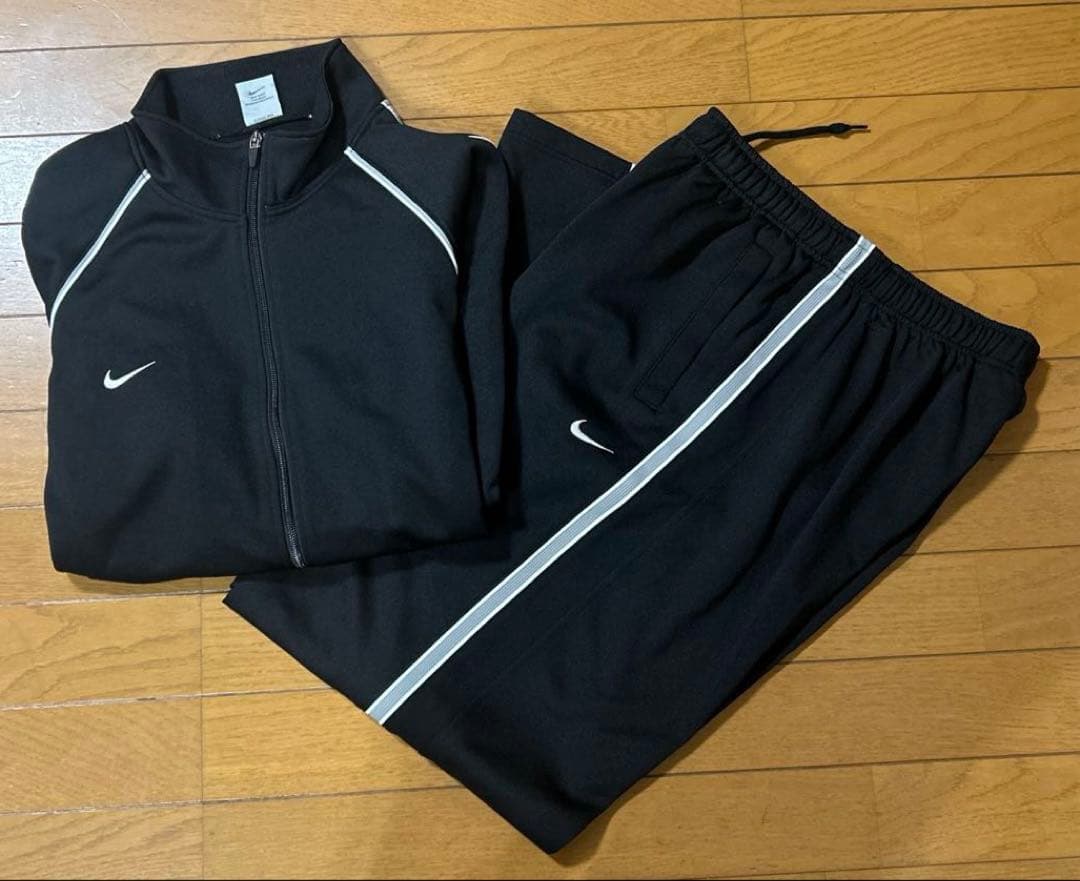 NIKE ナイキ　トレーニング　ジャージ　上下 　セットアップ　黒　L