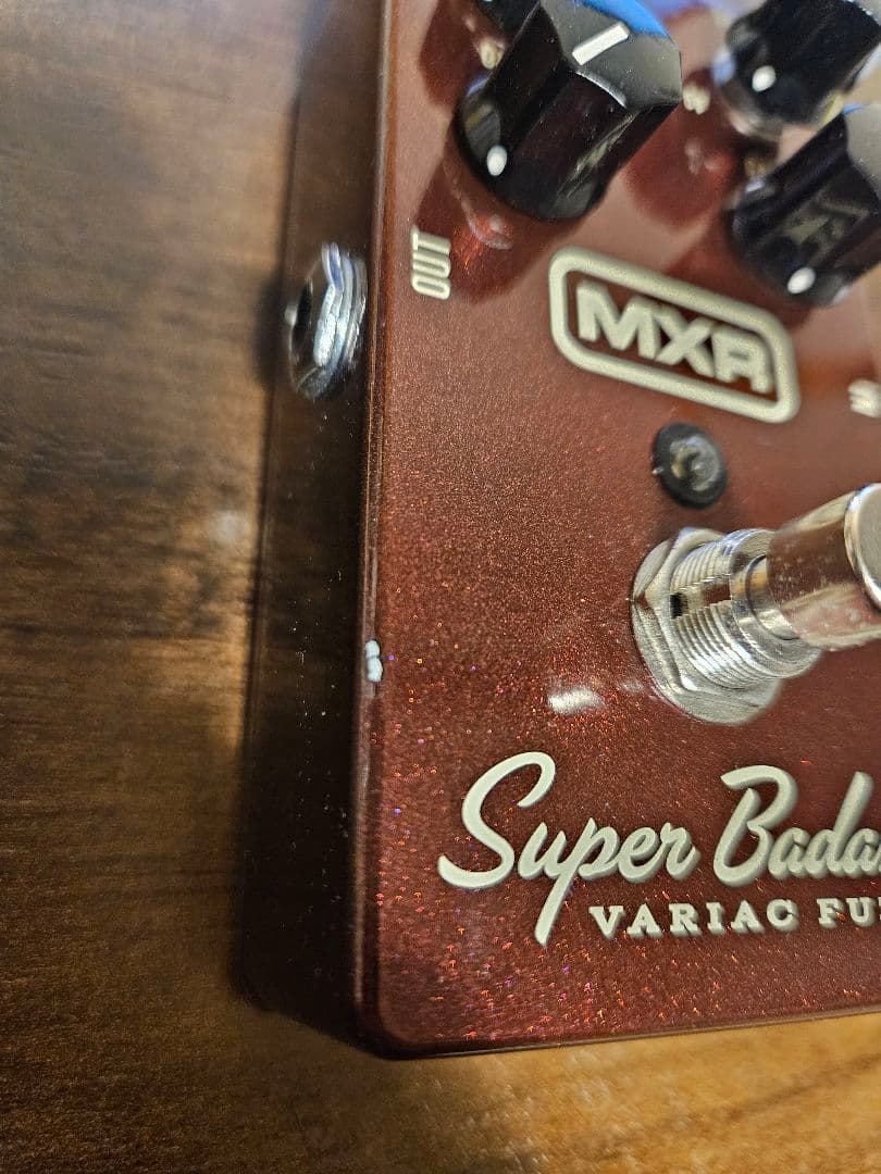 カケル　MXR Super Badass Variac Fuzz