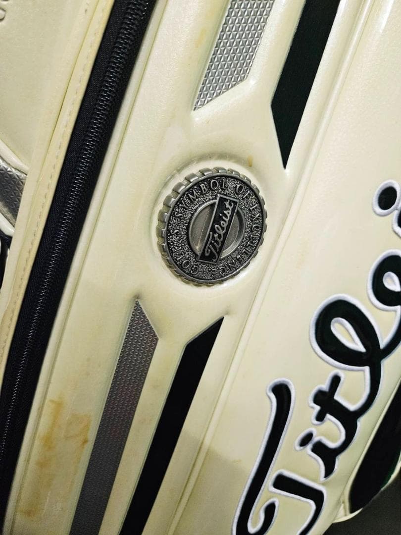 送料無料/美品　大型高級Titleist エナメルゴルフバッグ オフホワイト