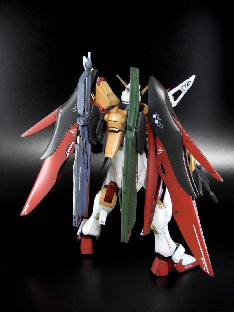 モ*コ様 HGCE デスティニーガンダム (ハイネ専用機) / ガンプラ 完成品