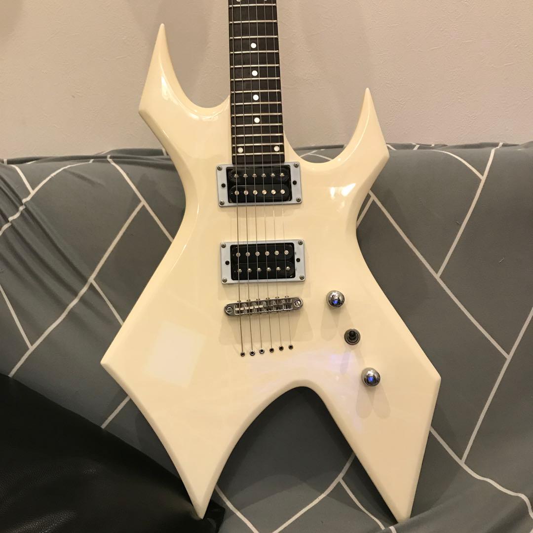 BC Rich ワーロック エレキギター 白