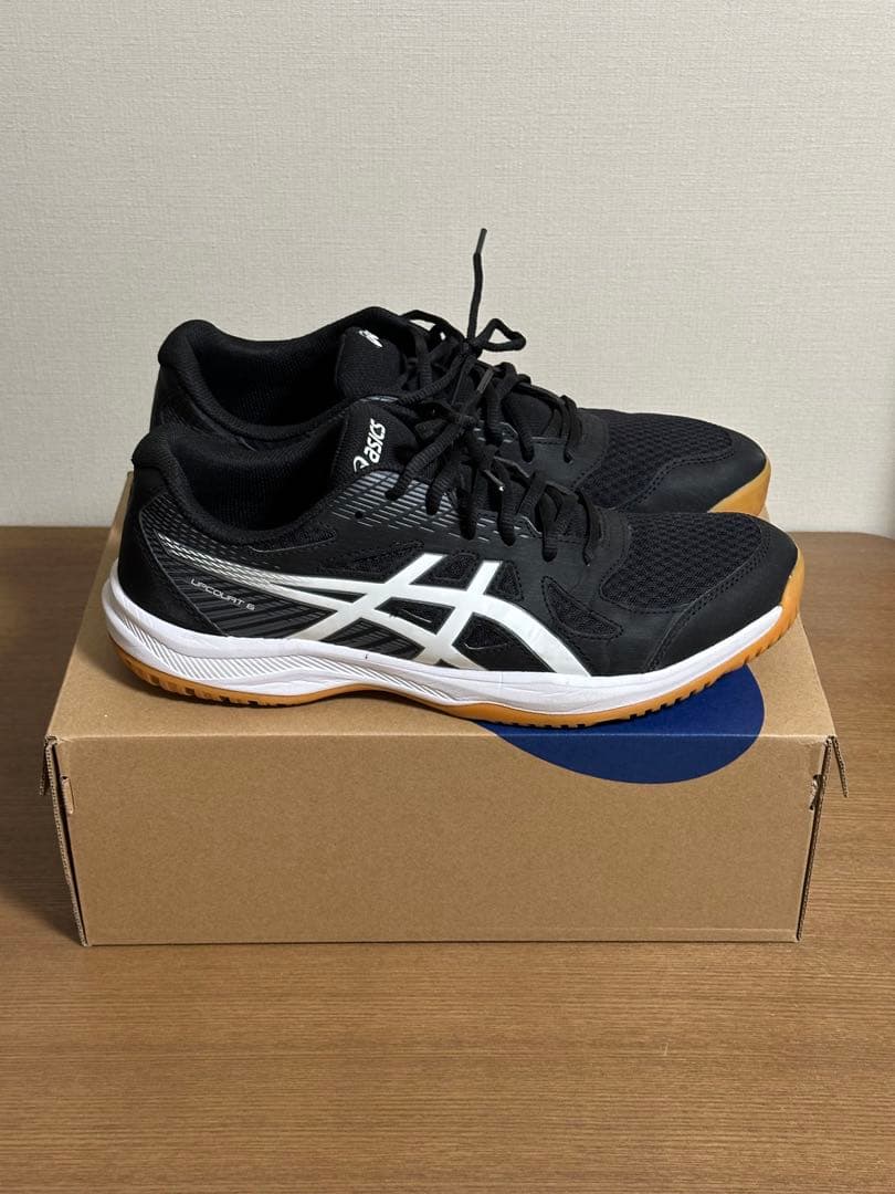 ASICS UPCOURT6 ブラック/ホワイト28.5㎝