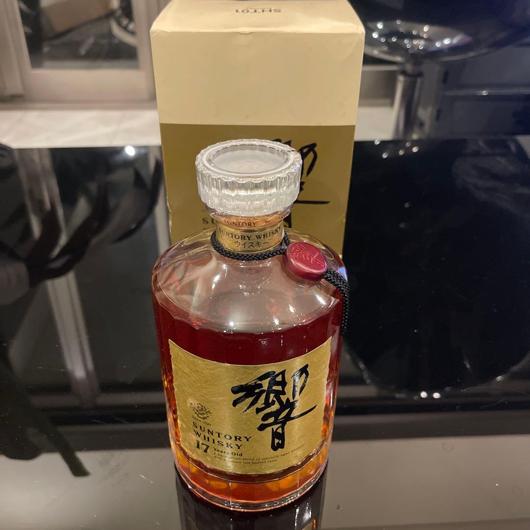 SUNTORY 響 17年 ウイスキー 箱入り