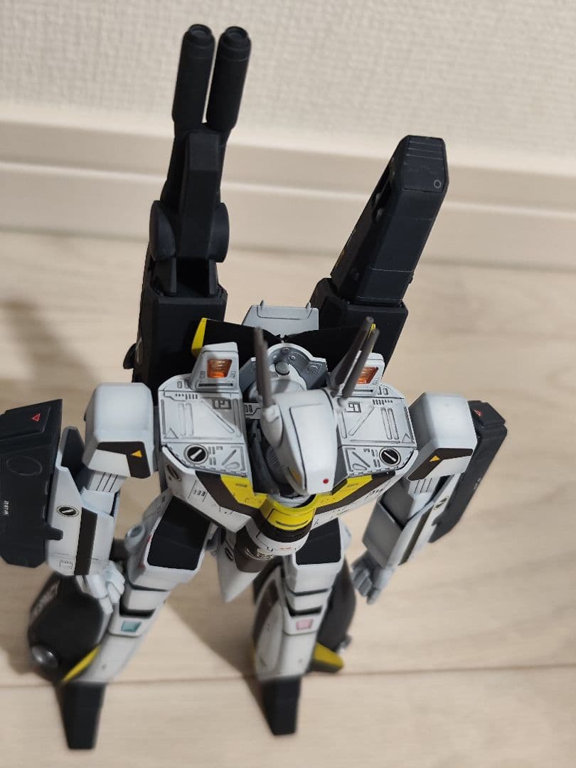 超時空要塞マクロス　1/72　ストライクバルキリー　VF-1S　塗装済完成品