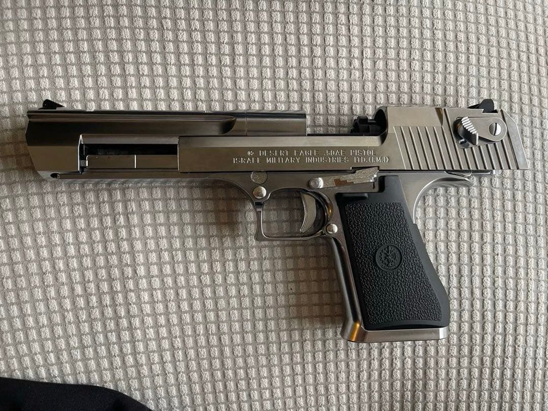 東京マルイ DESERT EAGLE .50AE クロームステンレス