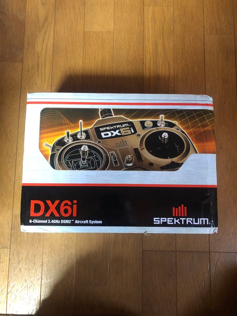 ホライゾン ホビー Spektrum DX6i 6-チャンネル 送信機のみ
