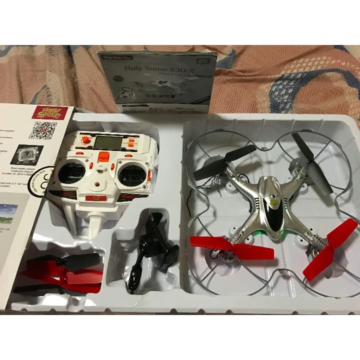 Holy Stone Drone で生中継可能 FPV X300C