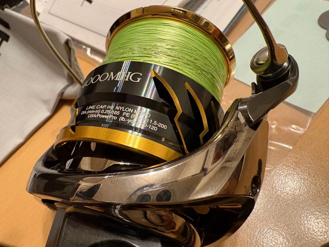 SHIMANO 20ツインパワー4000MHG ラウンドノブ付き