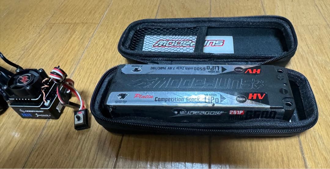 ホビーウイングXR10 Justock G3 ESC &バッテリー付