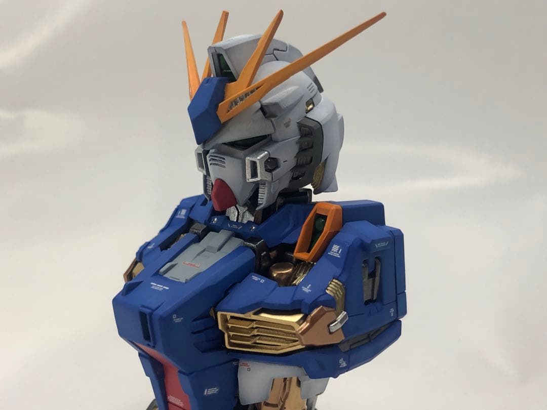 メカニカルバスト　rx93ffνガンダム　全塗装完成品