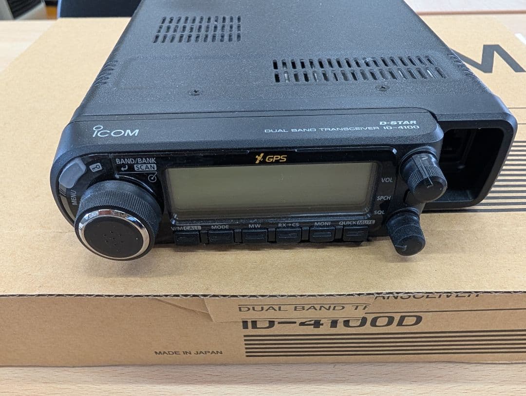 ICOM ID-4100D デュアルバンドトランシーバー