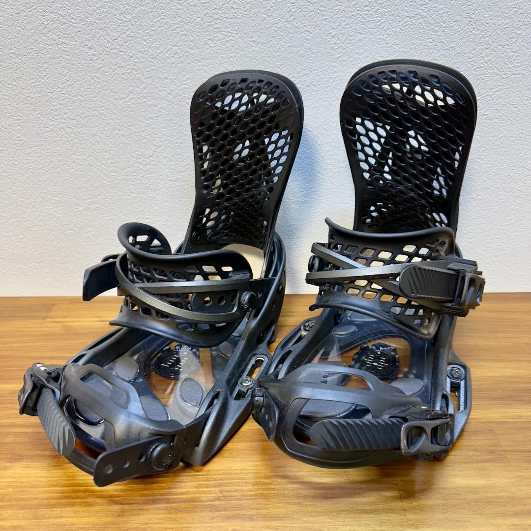 BURTON ESCAPADE　EST Mサイズ　バートン　エスカペード