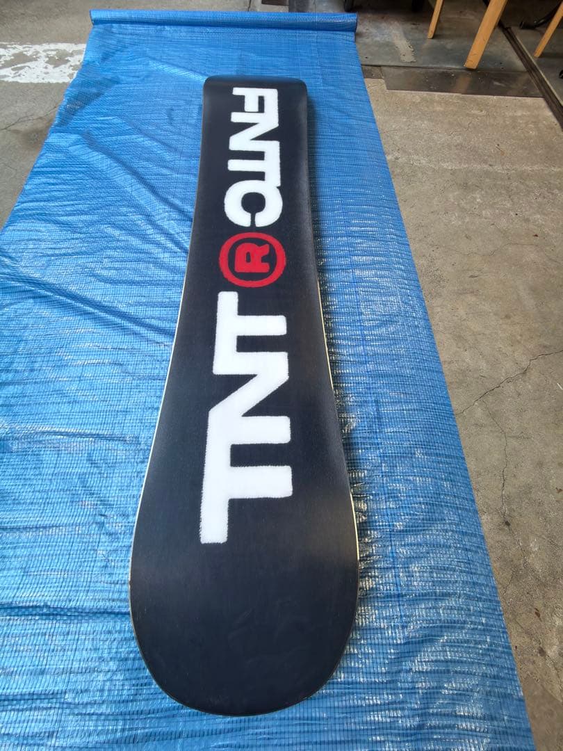 FNTC TNTR 147cm 中古