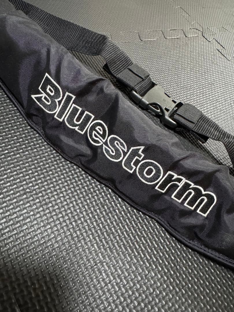 ライフジャケット　Bluestorm