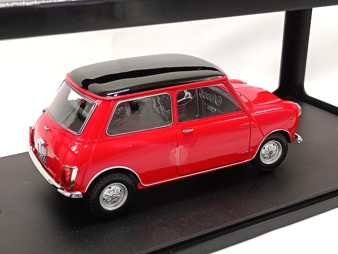 MITICA 1/18 イノチェンティ ミニクーパー Mk.2 1968 レッド