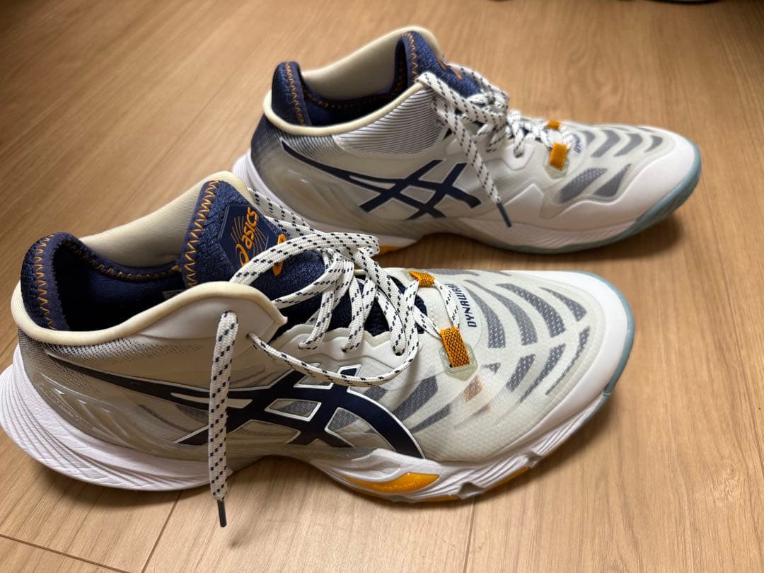 ASICS バレーボールシューズ 28.5cm RISE メタライズ