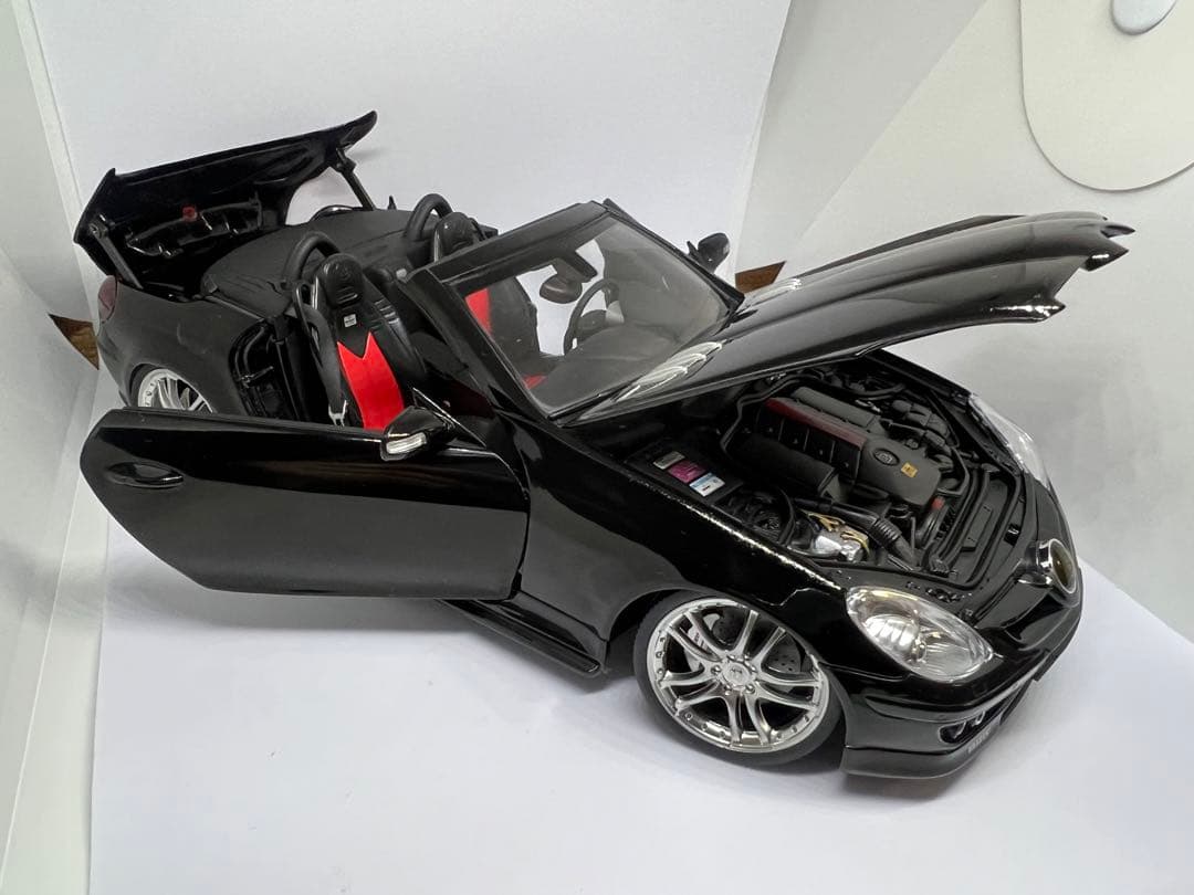 絶版1/18メルセデスベンツSLK55 brabus/AMG (ホットワークス)