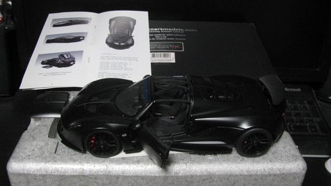 ミニカー AUTO art 1/18 HENNESSEY VENOM GT SPYDER