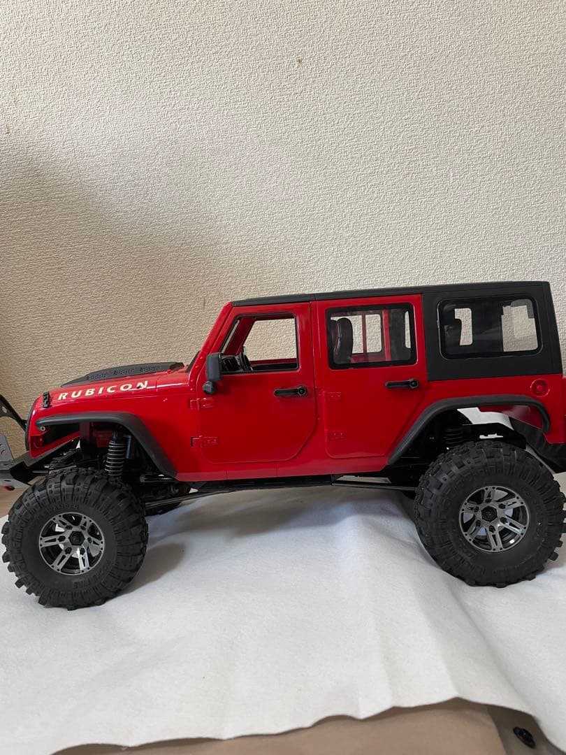 ２９３　axial (アキシャル)1/10サイズ　ラジコン