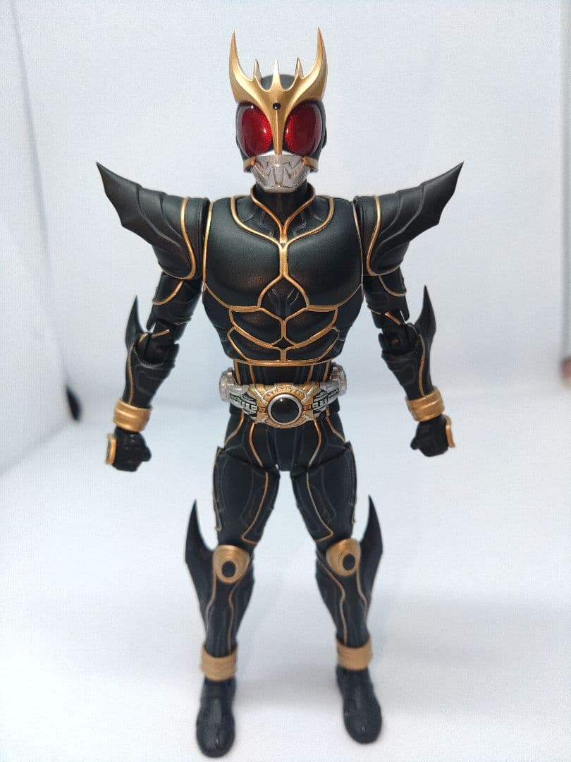 真骨彫　SHFiguarts 仮面ライダークウガ　アルティメットフォーム