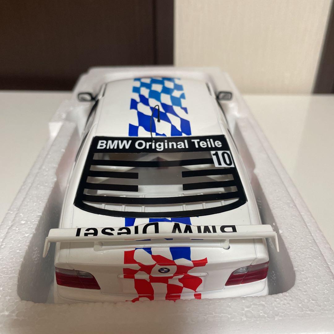 bmw 320d レーシングカー　1/18