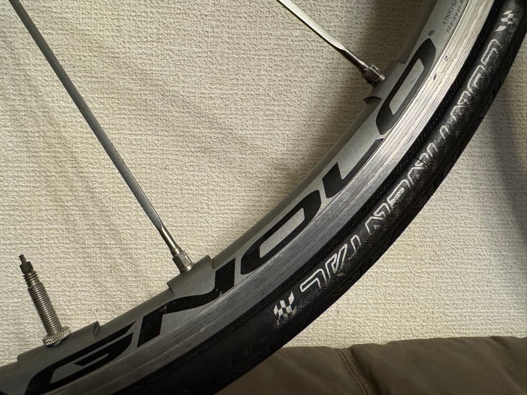 チタンカラー　CAMPAGNOLO SHAMAL ULTRA クリンチャー