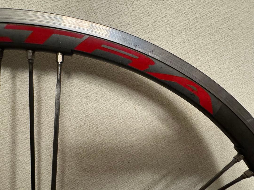 チタンカラー　CAMPAGNOLO SHAMAL ULTRA クリンチャー
