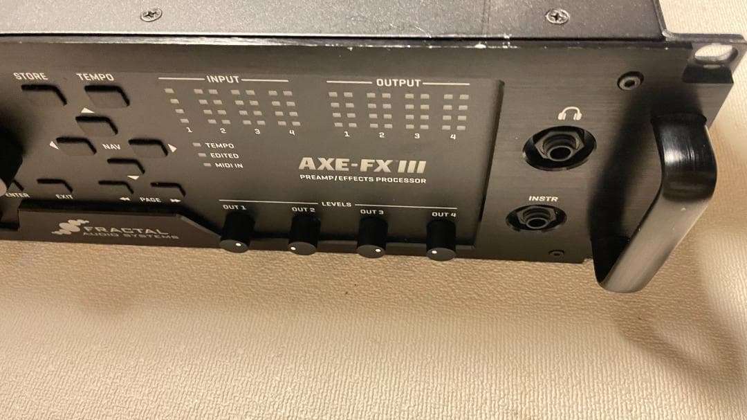 Fractal audio systems Axe fx Ⅲ マルチエフェクター