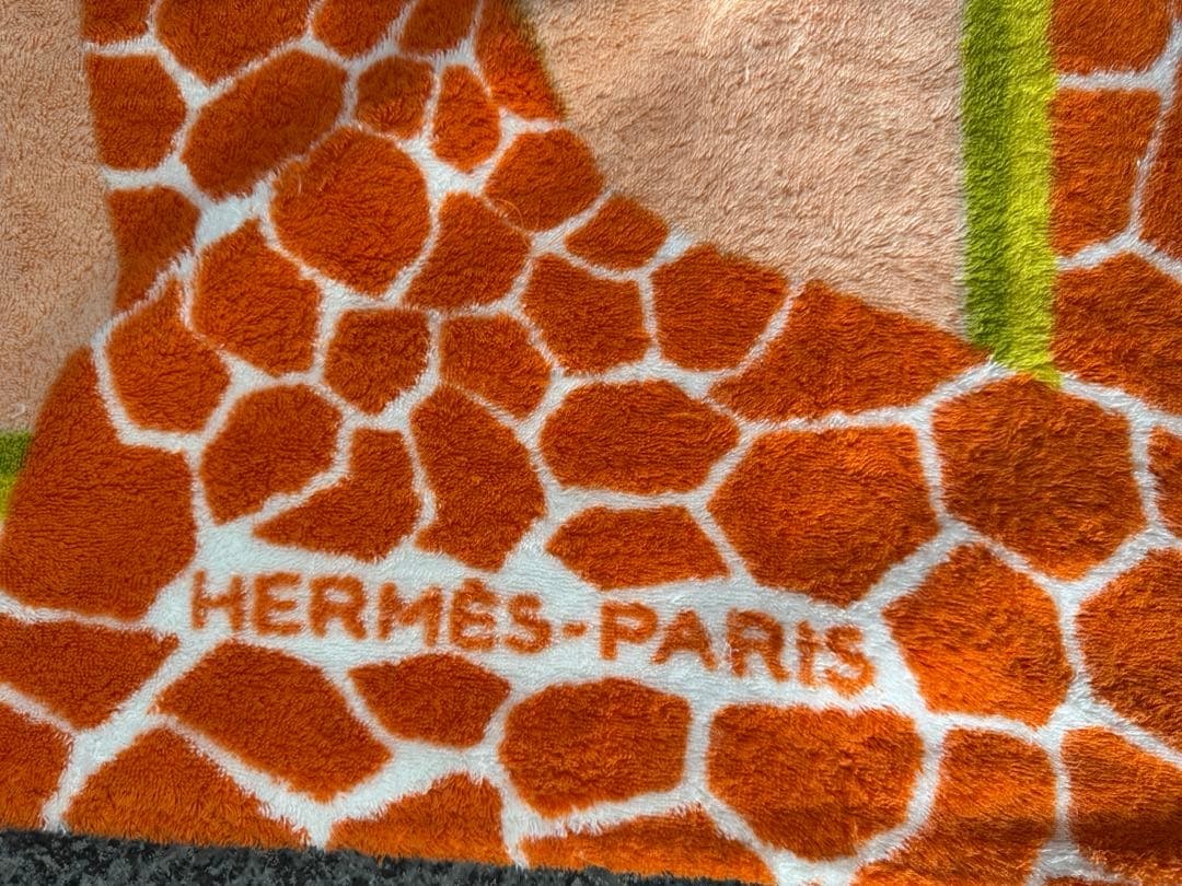 HERMES キリンデザイン ビーチタオル