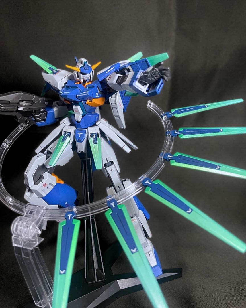 キ*キ様 ガンプラ 完成品 HG ガンダム AGE-FX 全塗装