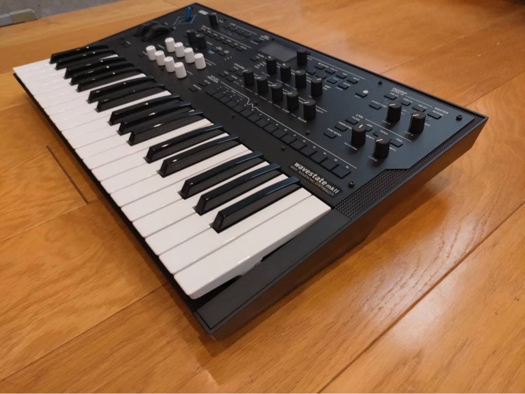 鍵盤楽器 Korg Wavestate mk2