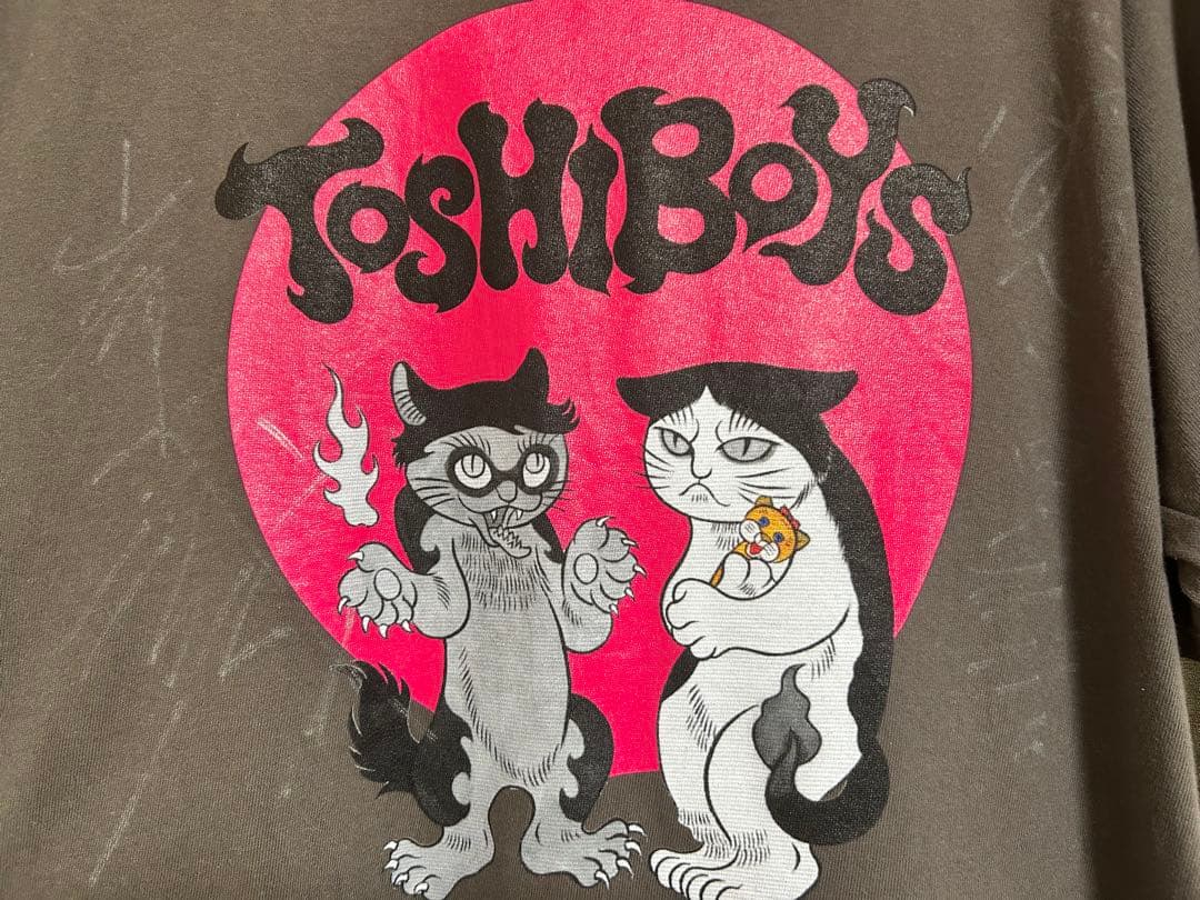 TOSHIBOYS都市ボーイズ×石黒亜矢子 コラボ　ネコボーイズTシャツLサイズ