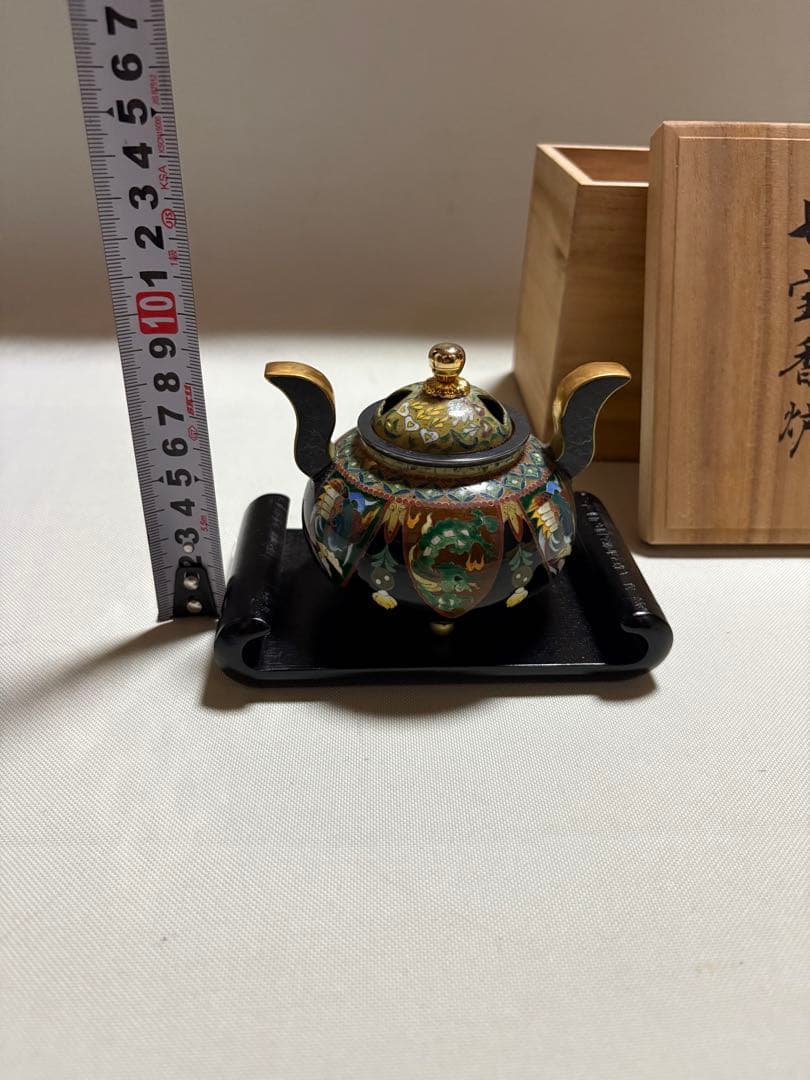 【錦雲軒 稲葉七宝】 玉形耳付古代文 七宝香炉 共箱 茶道具 香道具