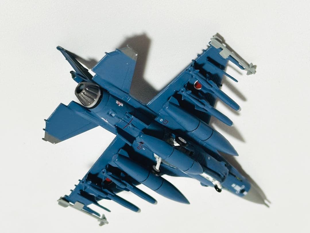 GULLIVER200 F-2 戦闘機モデル 8SQ JASDF