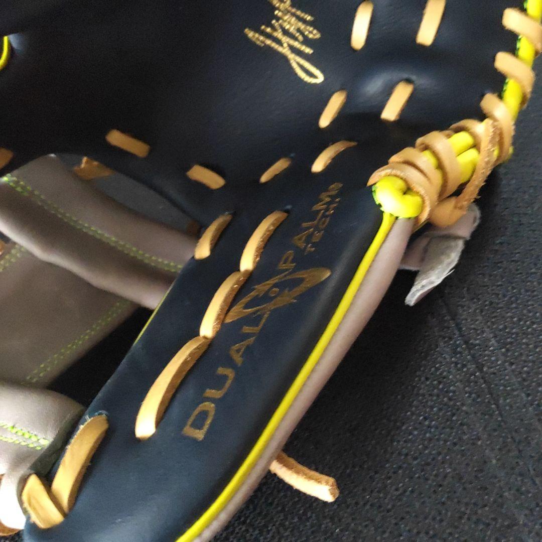 美品　Rawlings Hyper tech グローブ ネイビー　イエロー