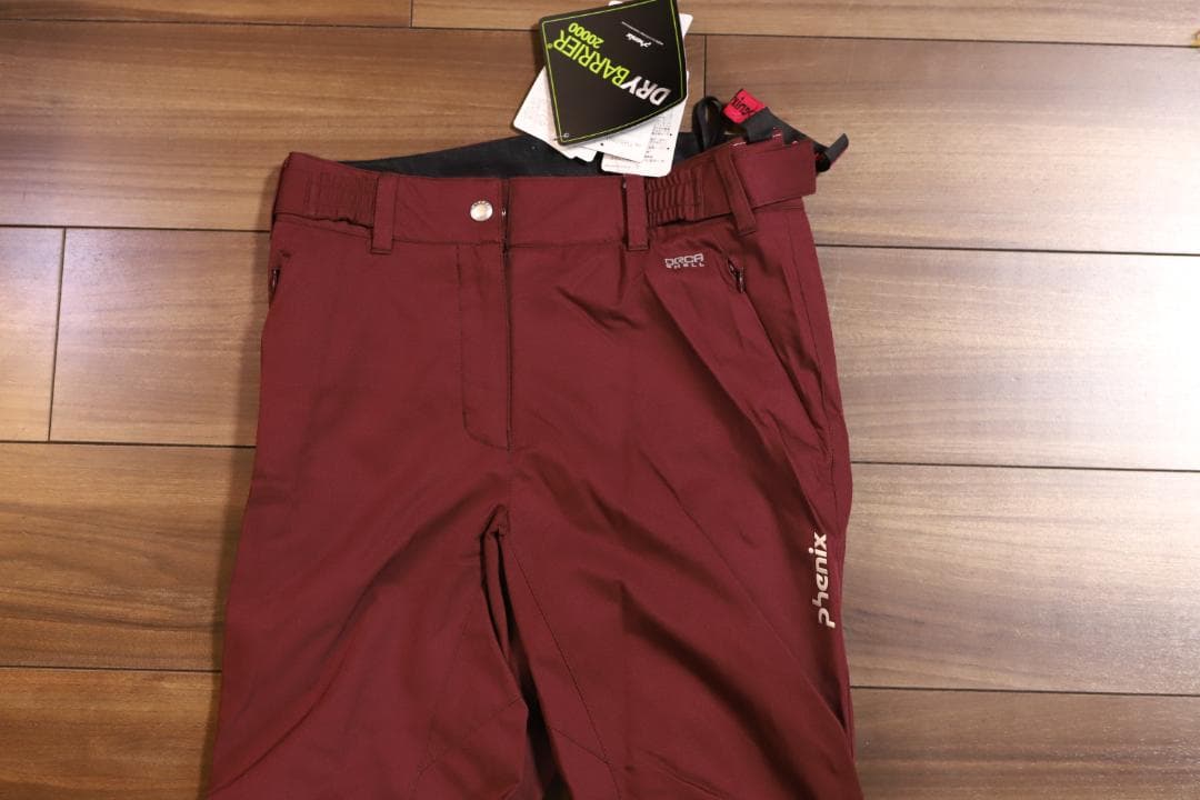 新品半額以下★Phenix スキーウェア S 定価68,200円フェニックス