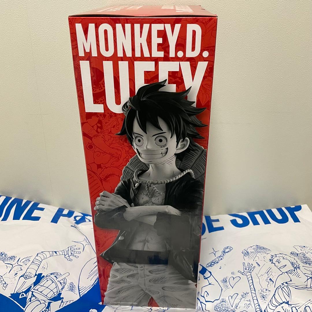 ONE PIECE base SHOP 一番くじ　フィギュア　ルフィ