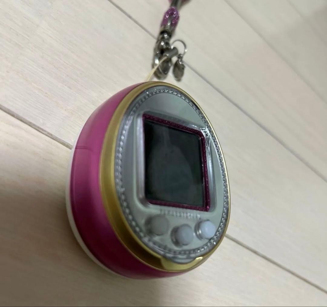 Tamagotchi 4U ピンク たまごっち