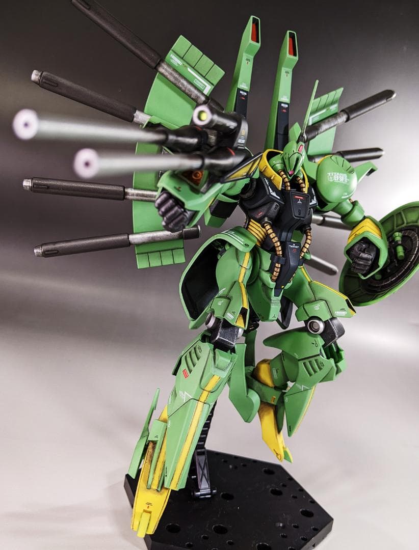 プラモデル　HG パラスアテネ（機動戦士Zガンダム）組立塗装済